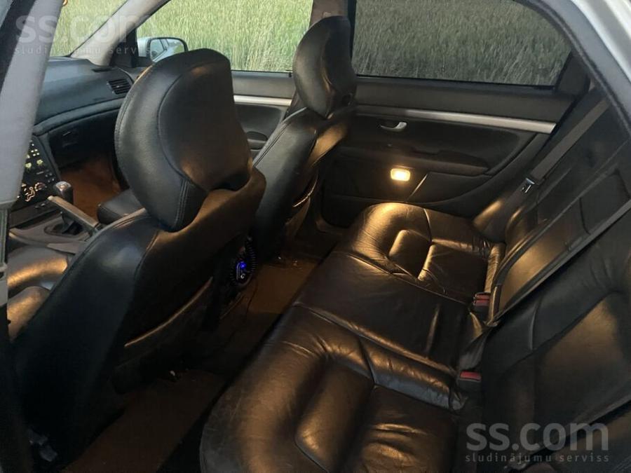 Grey Volvo S80 2003 in Jekabpils, with an engine capacity of 2.40 L and mileage of 271 thousand km for 1500 €, photo 8 on AUTOMOTO.COM.LV