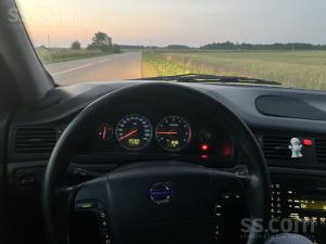 Grey Volvo S80 2003 in Jekabpils, with an engine capacity of 2.40 L and mileage of 271 thousand km for 1500 €, photo 9 on AUTOMOTO.COM.LV