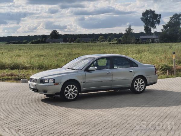 Grey Volvo S80 2003 in Riga, with an engine capacity of 2.40 L and mileage of 337 thousand km for 2000 €, photo 4 on AUTOMOTO.COM.LV