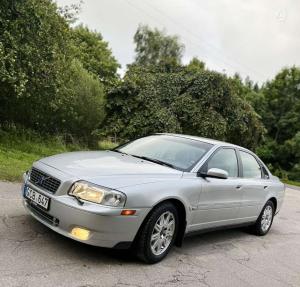 Pelēks Volvo S80 2003 Viļņa, ar dzinēja tilpumu 2.40 L un nobraukumu 291 tūkst. km par 900 €, foto 4 vietnē AUTOMOTO.COM.LV