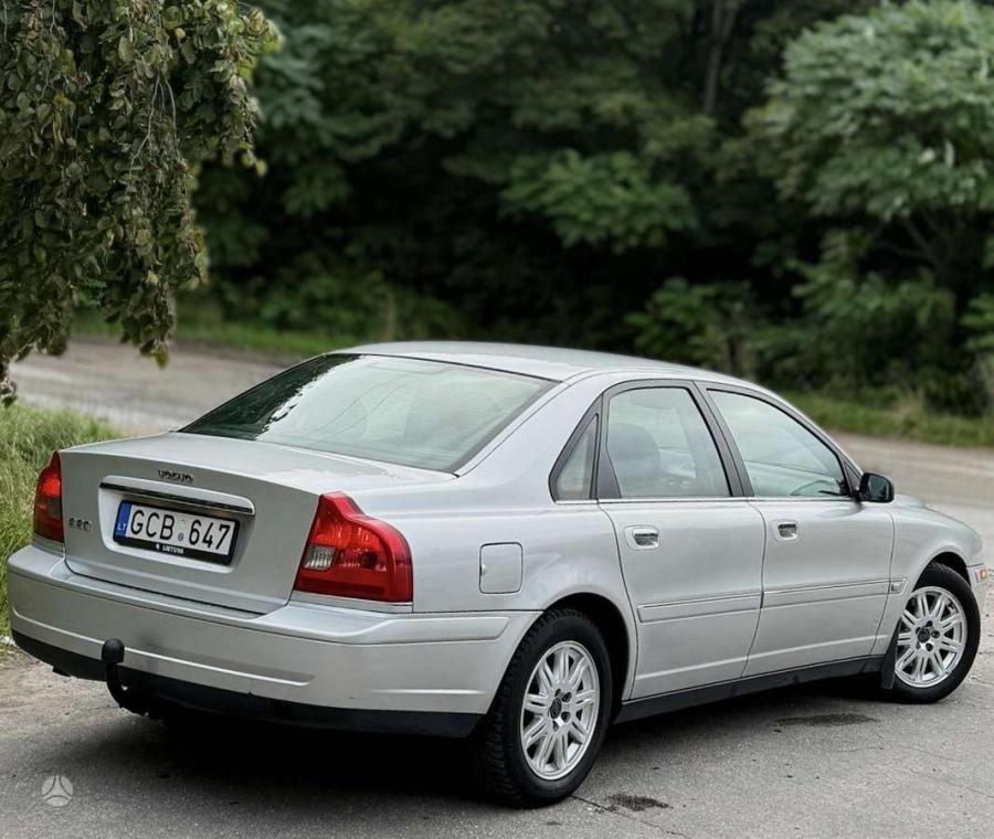 Pelēks Volvo S80 2003 Viļņa, ar dzinēja tilpumu 2.40 L un nobraukumu 291 tūkst. km par 900 €, foto 7 vietnē AUTOMOTO.COM.LV