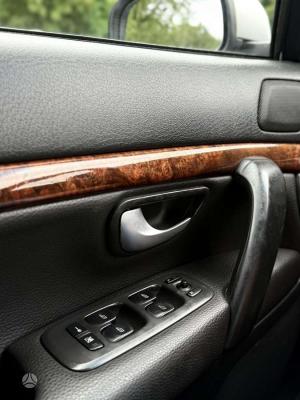 Pelēks Volvo S80 2003 Viļņa, ar dzinēja tilpumu 2.40 L un nobraukumu 291 tūkst. km par 900 €, foto 15 vietnē AUTOMOTO.COM.LV