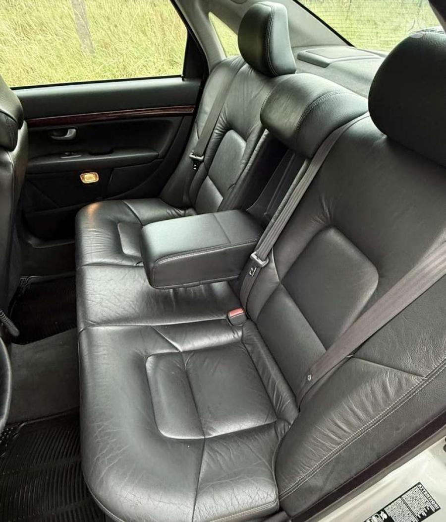 Pelēks Volvo S80 2003 Viļņa, ar dzinēja tilpumu 2.40 L un nobraukumu 291 tūkst. km par 900 €, foto 19 vietnē AUTOMOTO.COM.LV