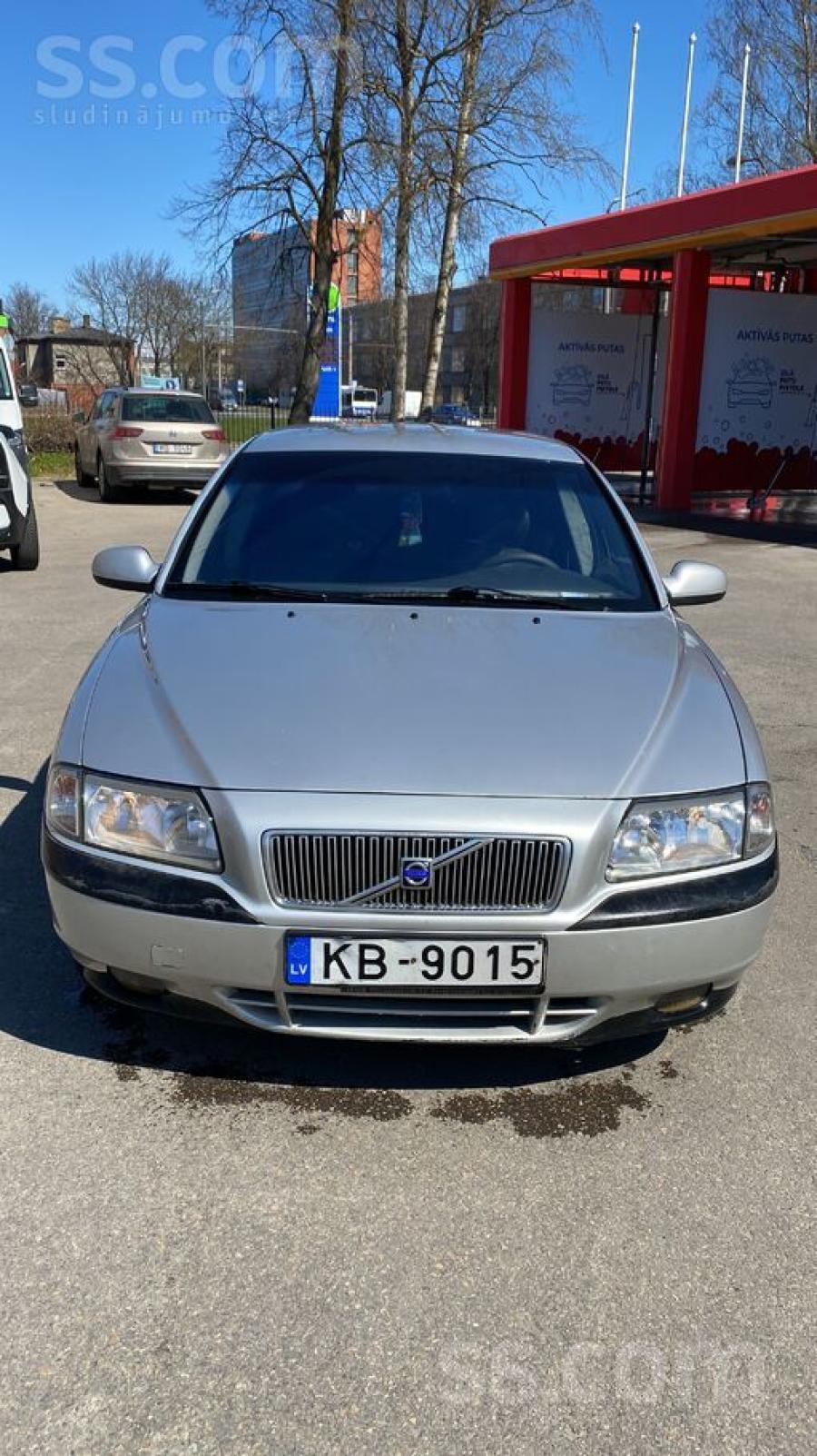 Серый Вольво С80 2003 в Алуксне, объемом двигателя 2.40 л и пробегом 420 тыс. км за 550 €, фото 1 на AUTOMOTO.COM.LV