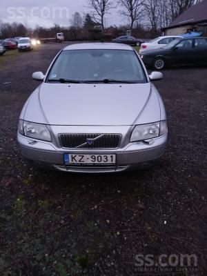 Pelēks Volvo S80 2004 Ogre, ar dzinēja tilpumu 2.40 L un nobraukumu 306 tūkst. km par 900 €, foto 4 vietnē AUTOMOTO.COM.LV