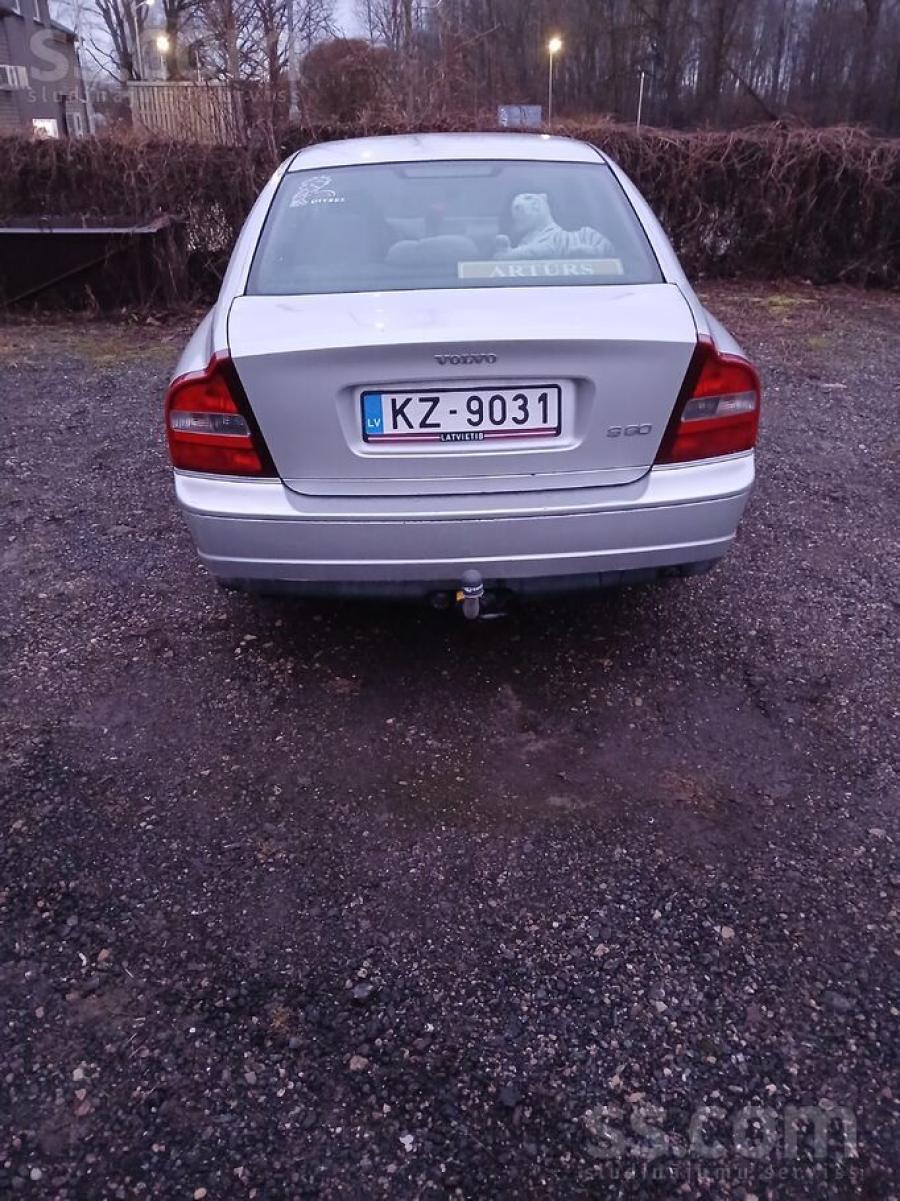 Pelēks Volvo S80 2004 Ogre, ar dzinēja tilpumu 2.40 L un nobraukumu 306 tūkst. km par 900 €, foto 7 vietnē AUTOMOTO.COM.LV