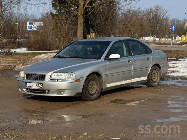 Серый Вольво С80 2004 в Лудза, объемом двигателя 2.40 л и пробегом 212 тыс. км за 1100 €, фото 8 на AUTOMOTO.COM.LV