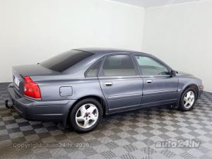 Pelēks Volvo S80 2004 Tallina, ar dzinēja tilpumu 2.40 L un nobraukumu 408 tūkst. km par 1299 €, foto 3 vietnē AUTOMOTO.COM.LV