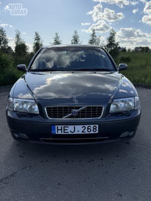 Pelēks Volvo S80 2004 Viļņa, ar dzinēja tilpumu 2.40 L un nobraukumu 329 tūkst. km par 1200 €, foto 3 vietnē AUTOMOTO.COM.LV