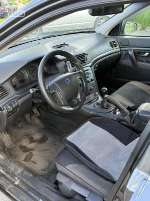 Pelēks Volvo S80 2004 Viļņa, ar dzinēja tilpumu 2.40 L un nobraukumu 329 tūkst. km par 1200 €, foto 13 vietnē AUTOMOTO.COM.LV