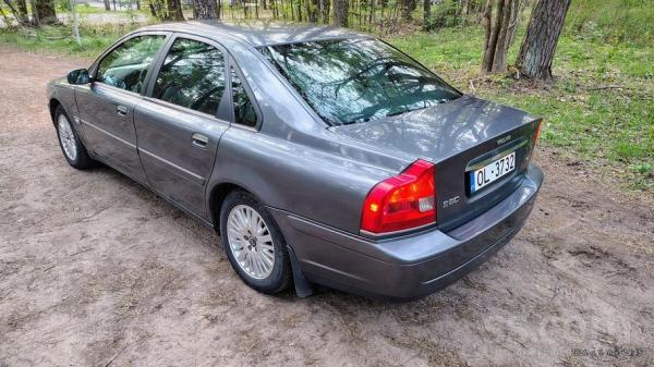 Pelēks Volvo S80 2004 Rīga, ar dzinēja tilpumu 2.50 L un nobraukumu 318 tūkst. km par 995 €, foto 3 vietnē AUTOMOTO.COM.LV