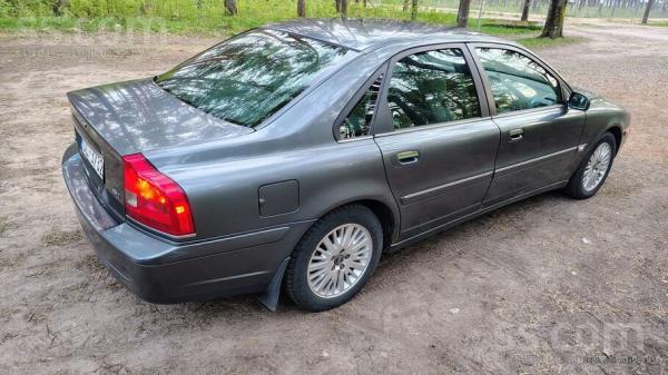 Pelēks Volvo S80 2004 Rīga, ar dzinēja tilpumu 2.50 L un nobraukumu 318 tūkst. km par 995 €, foto 5 vietnē AUTOMOTO.COM.LV
