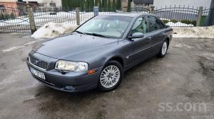 Grey Volvo S80 2004 in Riga, with an engine capacity of 2.50 L and mileage of 318 thousand km for 995 €, photo 3 on AUTOMOTO.COM.LV