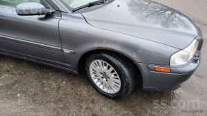 Pelēks Volvo S80 2004 Rīga, ar dzinēja tilpumu 2.50 L un nobraukumu 318 tūkst. km par 995 €, foto 4 vietnē AUTOMOTO.COM.LV