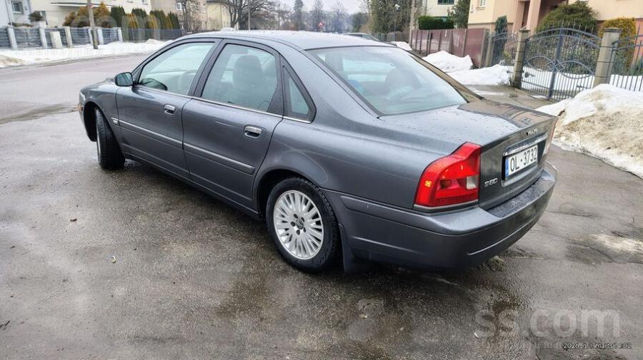 Pelēks Volvo S80 2004 Rīga, ar dzinēja tilpumu 2.50 L un nobraukumu 318 tūkst. km par 995 €, foto 10 vietnē AUTOMOTO.COM.LV