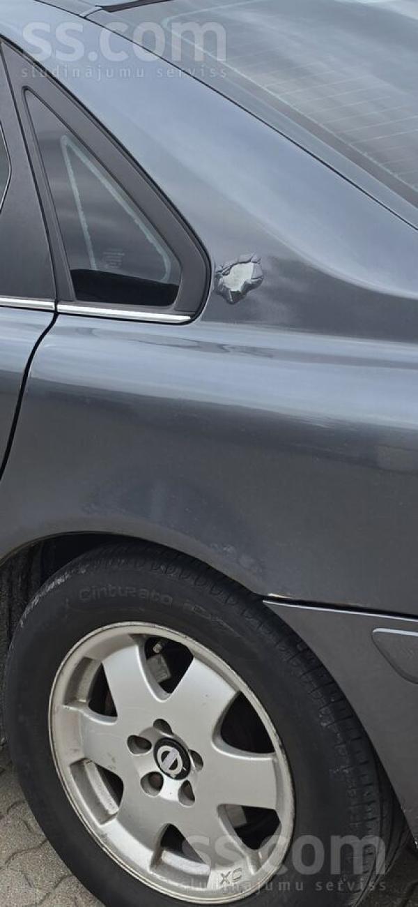 Pelēks Volvo S80 2004 Jelgava, ar dzinēja tilpumu 2.50 L un nobraukumu 298 tūkst. km par 1800 €, foto 9 vietnē AUTOMOTO.COM.LV
