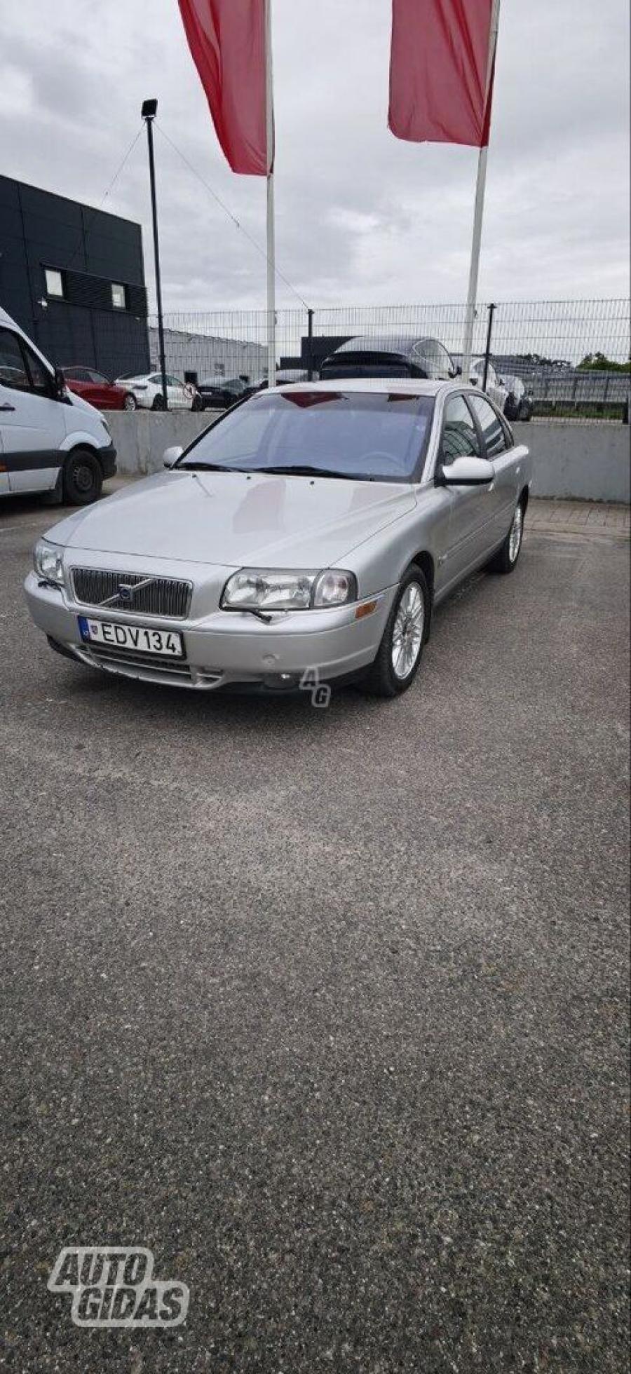 Pelēks Volvo S80 2004 Viļņa, ar dzinēja tilpumu 2.40 L un nobraukumu 231 tūkst. km par 750 €, foto 1 vietnē AUTOMOTO.COM.LV