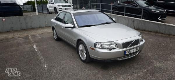 Pelēks Volvo S80 2004 Viļņa, ar dzinēja tilpumu 2.40 L un nobraukumu 231 tūkst. km par 750 €, foto 2 vietnē AUTOMOTO.COM.LV