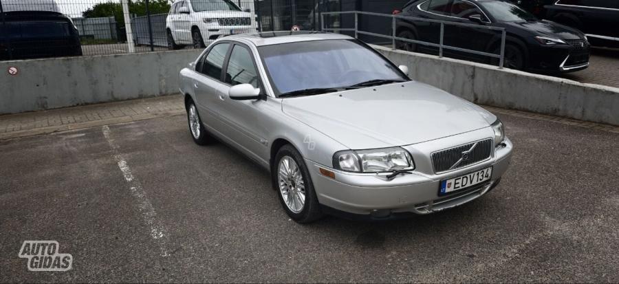 Pelēks Volvo S80 2004 Viļņa, ar dzinēja tilpumu 2.40 L un nobraukumu 231 tūkst. km par 750 €, foto 3 vietnē AUTOMOTO.COM.LV