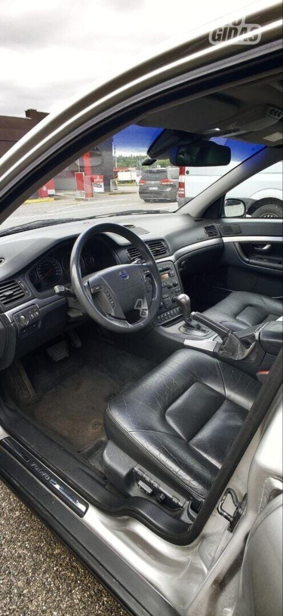 Pelēks Volvo S80 2004 Viļņa, ar dzinēja tilpumu 2.40 L un nobraukumu 231 tūkst. km par 750 €, foto 12 vietnē AUTOMOTO.COM.LV