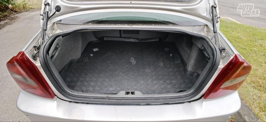 Pelēks Volvo S80 2004 Viļņa, ar dzinēja tilpumu 2.40 L un nobraukumu 231 tūkst. km par 750 €, foto 16 vietnē AUTOMOTO.COM.LV