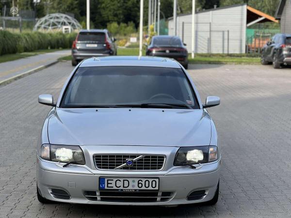 Pelēks Volvo S80 2004 Klaipėda, ar dzinēja tilpumu 2.90 L un nobraukumu 252 tūkst. km par 1450 €, foto 3 vietnē AUTOMOTO.COM.LV