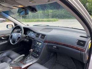 Grey Volvo S80 2004 in Klaipeda, with an engine capacity of 2.90 L and mileage of 252 thousand km for 1450 €, photo 11 on AUTOMOTO.COM.LV