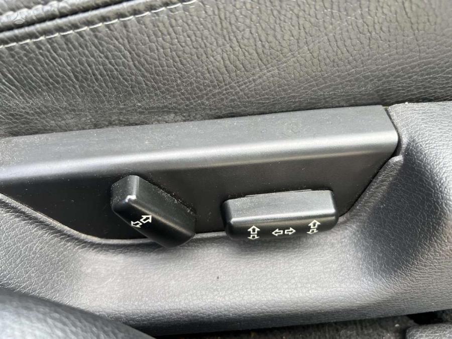 Grey Volvo S80 2004 in Klaipeda, with an engine capacity of 2.90 L and mileage of 252 thousand km for 1450 €, photo 12 on AUTOMOTO.COM.LV