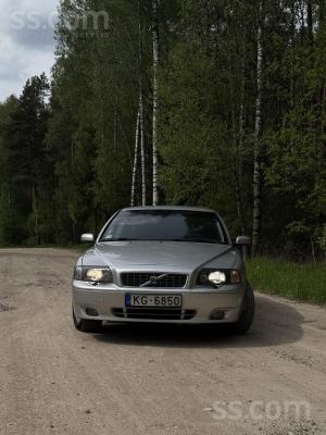 Серый Вольво С80 2004 в Рига, объемом двигателя 2.40 л и пробегом 383 тыс. км за 1800 €, фото 3 на AUTOMOTO.COM.LV