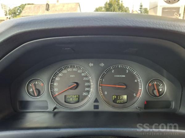 Pelēks Volvo S80 2004 Tukums, ar dzinēja tilpumu 2.40 L un nobraukumu 338 tūkst. km par 2650 €, foto 9 vietnē AUTOMOTO.COM.LV