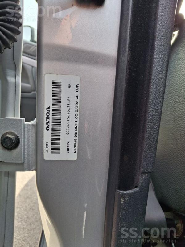 Pelēks Volvo S80 2004 Tukums, ar dzinēja tilpumu 2.40 L un nobraukumu 338 tūkst. km par 2650 €, foto 11 vietnē AUTOMOTO.COM.LV