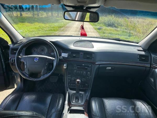 Volvo S80 2004 Rēzekne vietnē Pelēks Volvo S80 2004 Rēzekne, ar dzinēja tilpumu 2.40 L un nobraukumu 315 tūkst. km par 1950 €, foto 6 vietnē AUTOMOTO.COM.LV