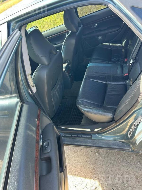Volvo S80 2004 Rēzekne vietnē Pelēks Volvo S80 2004 Rēzekne, ar dzinēja tilpumu 2.40 L un nobraukumu 315 tūkst. km par 1950 €, foto 8 vietnē AUTOMOTO.COM.LV
