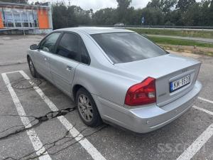 Pelēks Volvo S80 2004 Rīga, ar dzinēja tilpumu 2.40 L un nobraukumu 420 tūkst. km par 640 €, foto 7 vietnē AUTOMOTO.COM.LV