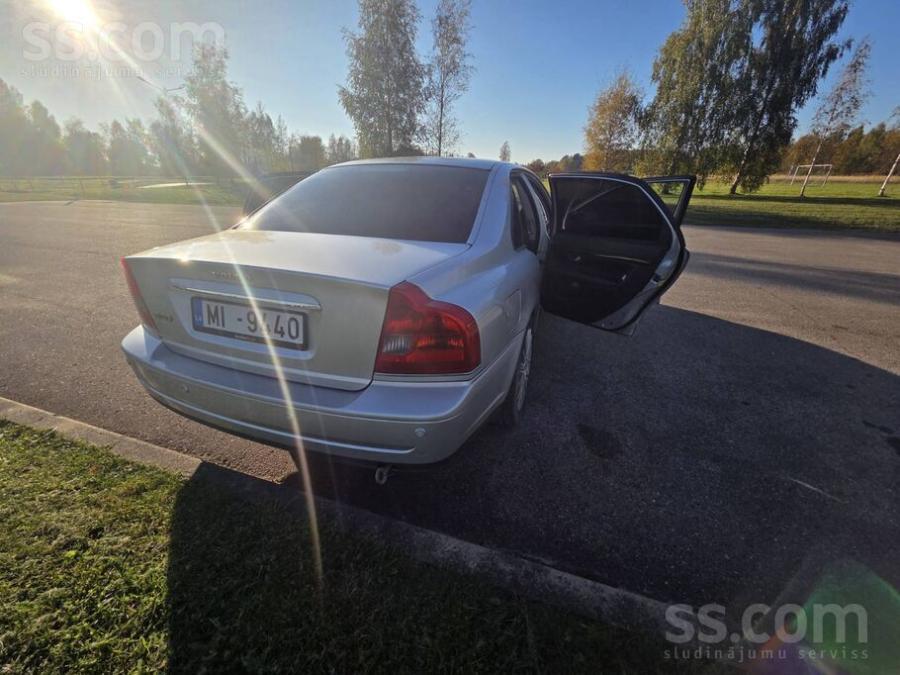 Pelēks Volvo S80 2004 Talsi, ar dzinēja tilpumu 2.90 L un nobraukumu 363 tūkst. km par 1900 €, foto 8 vietnē AUTOMOTO.COM.LV