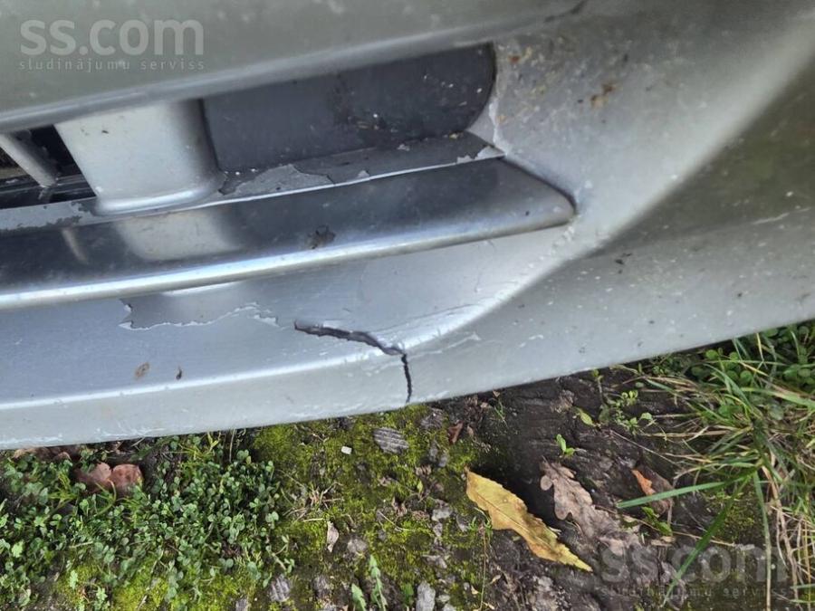 Pelēks Volvo S80 2004 Talsi, ar dzinēja tilpumu 2.90 L un nobraukumu 363 tūkst. km par 1900 €, foto 19 vietnē AUTOMOTO.COM.LV