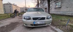 Grey Volvo S80 2005 in Riga, with an engine capacity of 2.40 L and mileage of 321 thousand km for 1500 €, photo 5 on AUTOMOTO.COM.LV