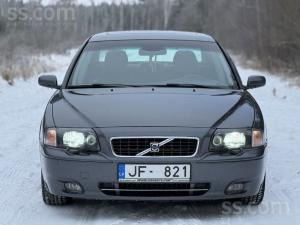 Pelēks Volvo S80 2005 Jelgava, ar dzinēja tilpumu 2.40 L un nobraukumu 357 tūkst. km par 1350 €, foto  vietnē AUTOMOTO.COM.LV