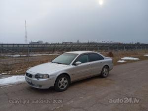 Grey Volvo S80 2005 in Narva, with an engine capacity of 2.40 L and mileage of 538 thousand km for 1900 €, photo 4 on AUTOMOTO.COM.LV