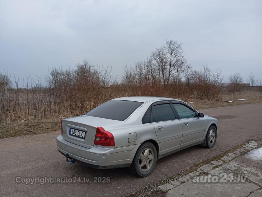 Grey Volvo S80 2005 in Narva, with an engine capacity of 2.40 L and mileage of 538 thousand km for 1900 €, photo 6 on AUTOMOTO.COM.LV