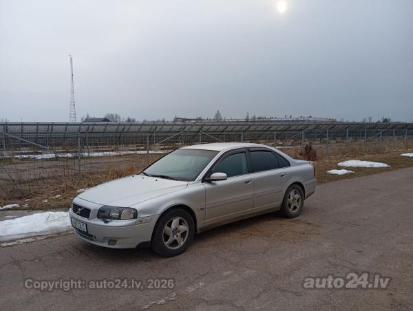 Grey Volvo S80 2005 in Narva, with an engine capacity of 2.40 L and mileage of 538 thousand km for 1900 €, photo 4 on AUTOMOTO.COM.LV