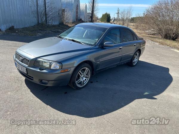 Pelēks Volvo S80 2005 Tallina, ar dzinēja tilpumu 2.40 L un nobraukumu 0 tūkst. km par 2000 €, foto 2 vietnē AUTOMOTO.COM.LV