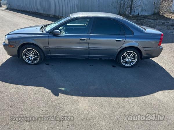 Pelēks Volvo S80 2005 Tallina, ar dzinēja tilpumu 2.40 L un nobraukumu 0 tūkst. km par 2000 €, foto 5 vietnē AUTOMOTO.COM.LV