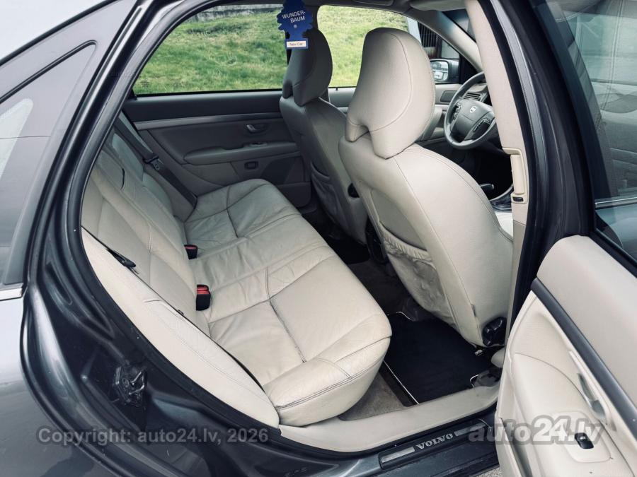 Серый Вольво С80 2005 в Таллин, объемом двигателя 2.40 л и пробегом 450 тыс. км за 2990 €, фото 11 на AUTOMOTO.COM.LV