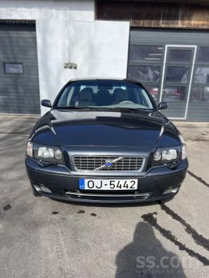 Grey Volvo S80 2005 in Aluksne, with an engine capacity of 3.00 L and mileage of 521 thousand km for 1699 €, photo 3 on AUTOMOTO.COM.LV