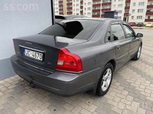 Серый Вольво С80 2005 в Талси, объемом двигателя 2.40 л и пробегом 377 тыс. км за 1400 €, фото 3 на AUTOMOTO.COM.LV