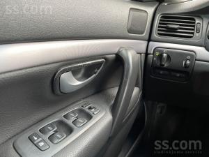 Grey Volvo S80 2005 in Talsi, with an engine capacity of 2.40 L and mileage of 377 thousand km for 1400 €, photo 12 on AUTOMOTO.COM.LV