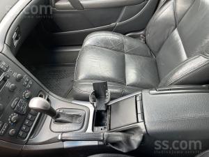 Grey Volvo S80 2005 in Talsi, with an engine capacity of 2.40 L and mileage of 377 thousand km for 1400 €, photo 19 on AUTOMOTO.COM.LV
