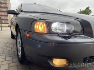 Grey Volvo S80 2005 in Talsi, with an engine capacity of 2.40 L and mileage of 377 thousand km for 1400 €, photo 23 on AUTOMOTO.COM.LV