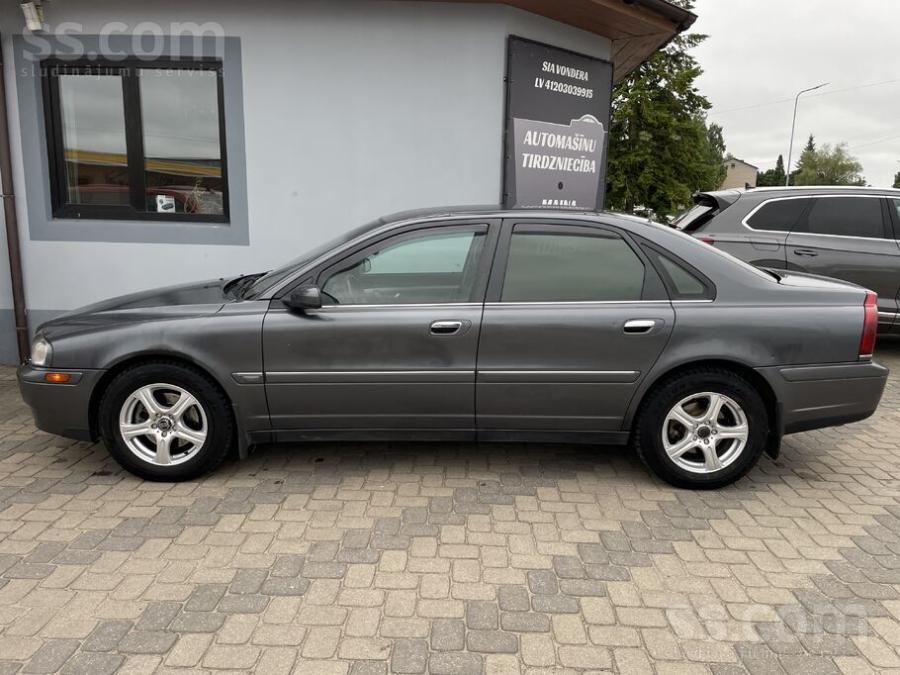 Grey Volvo S80 2005 in Talsi, with an engine capacity of 2.40 L and mileage of 377 thousand km for 1400 €, photo 25 on AUTOMOTO.COM.LV